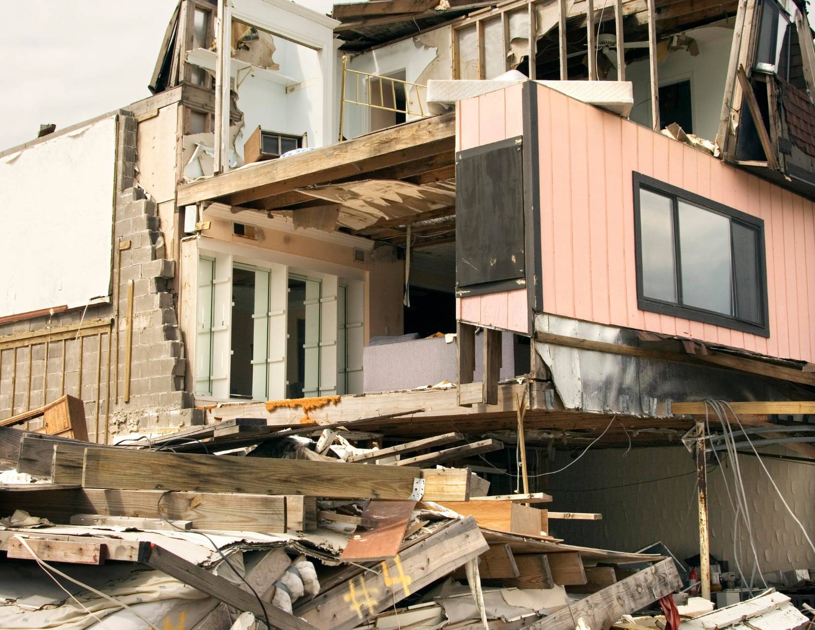 Types Of Damage From Hurricanes And Tornadoes - Florida Gulf Mitigation